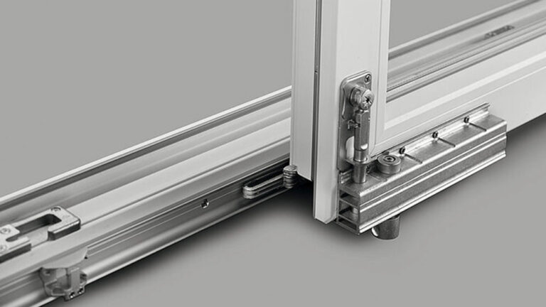 Tilt&Slide - Roto North America